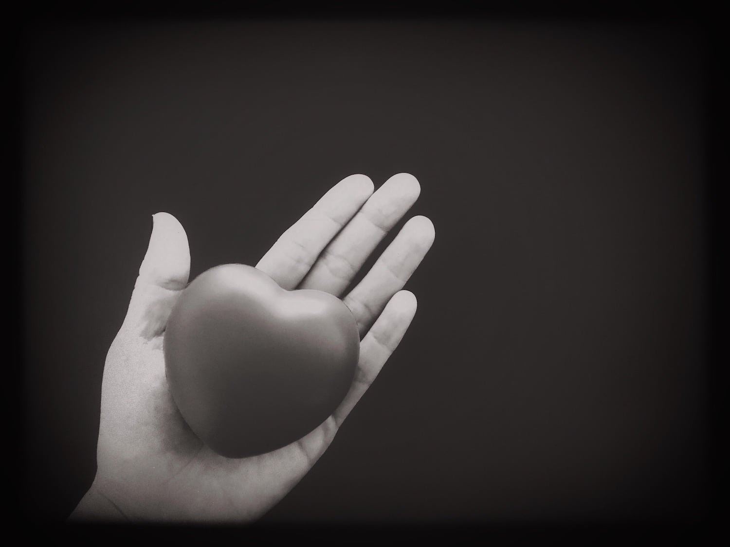 Nine tips to handle grief after the loss of a loved one | Blog